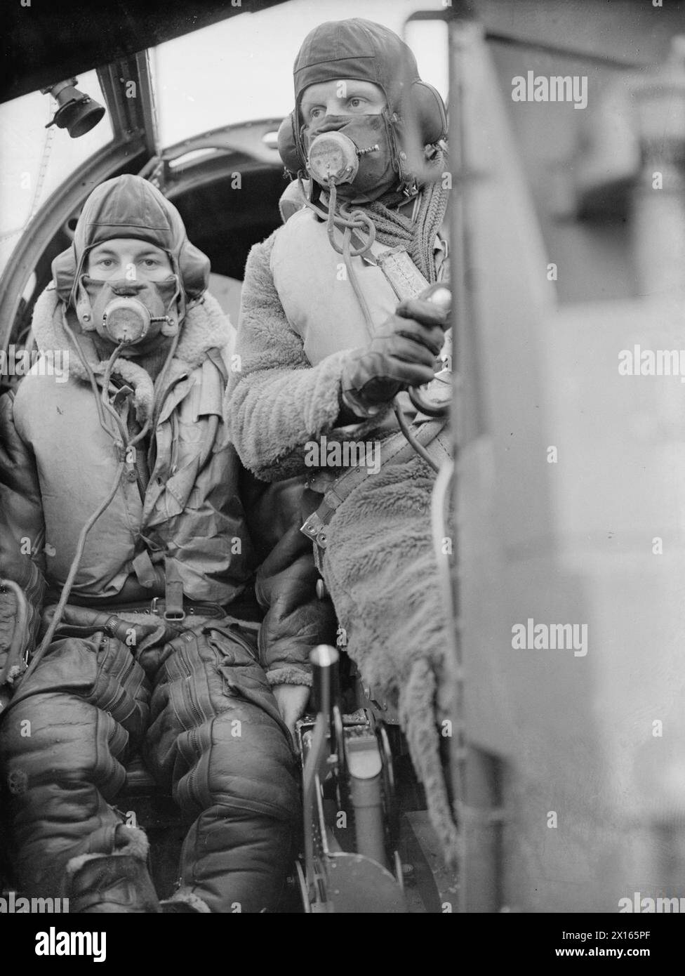 THE BRITISH ARMED FORCES IN NORTHERN IRELAND, 1920 - 1980 - The pilot and the observer in the ...