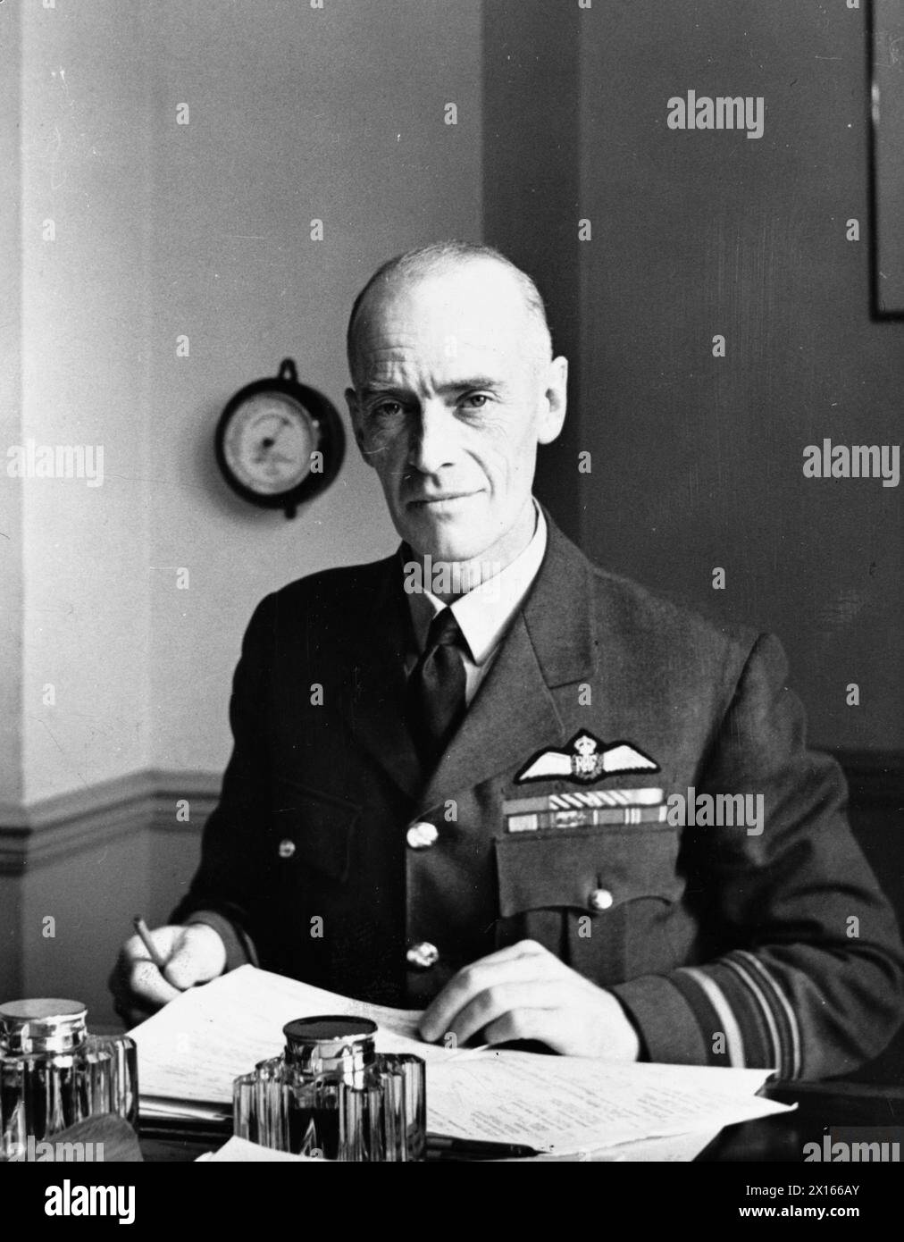 ROYAL AIR FORCE MAINTENANCE COMMAND, 1939-1945. - Air Marshal D G ...