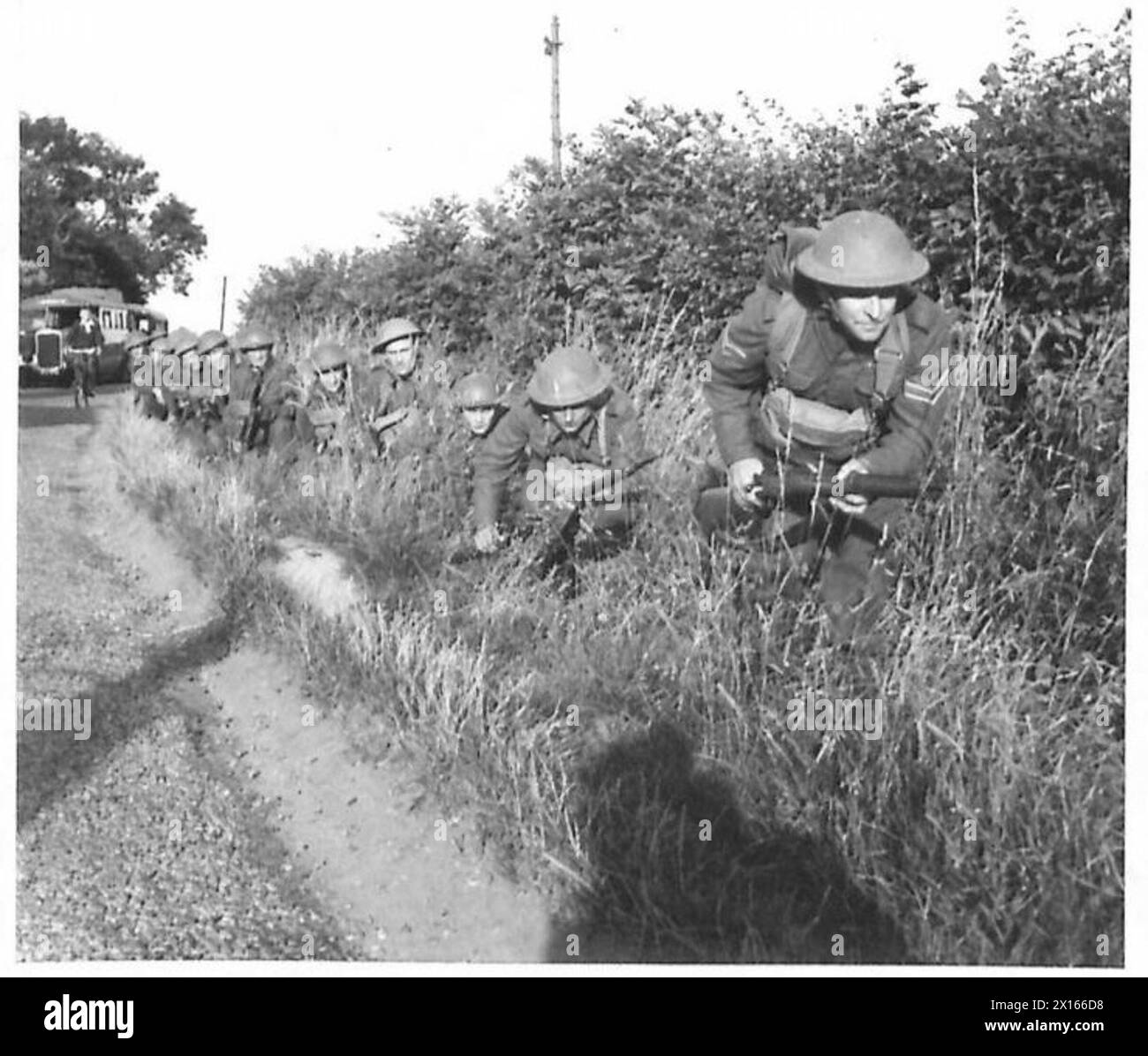 Bus home Black and White Stock Photos & Images - Alamy