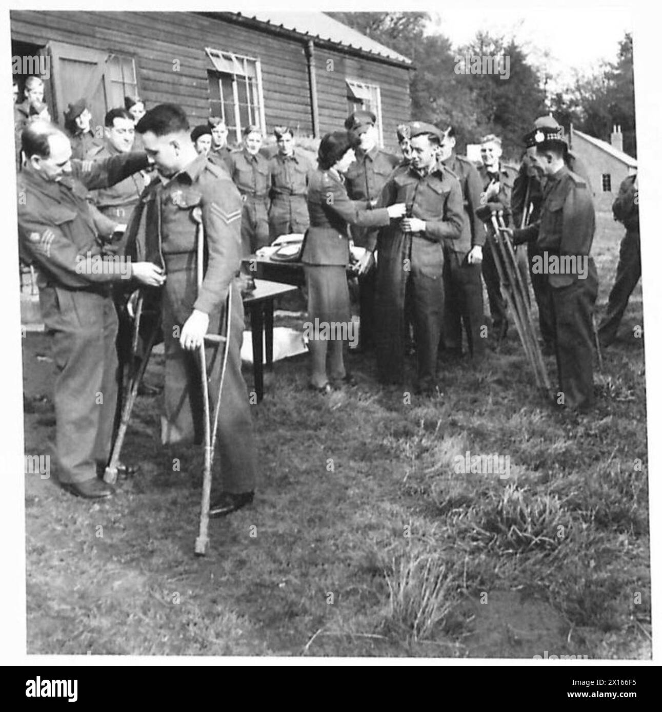 BRITISH REPATRIATED PRISONERS LEAVE CONVALESCENT DEPOT FOR HOME - New ...