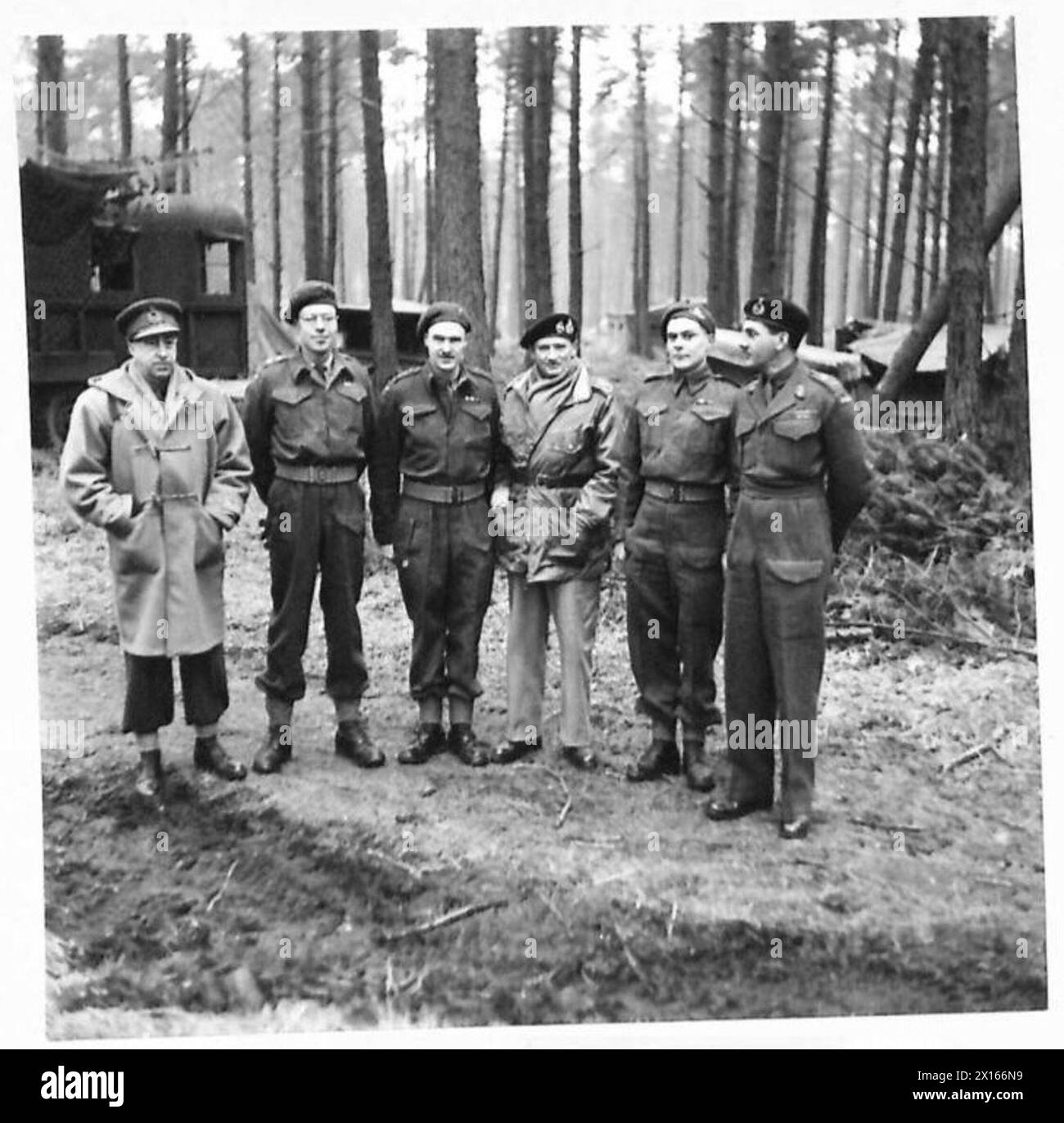 THE C-IN-C WITH CANADIAN TROOPS - Recipients photographed with the C-in ...