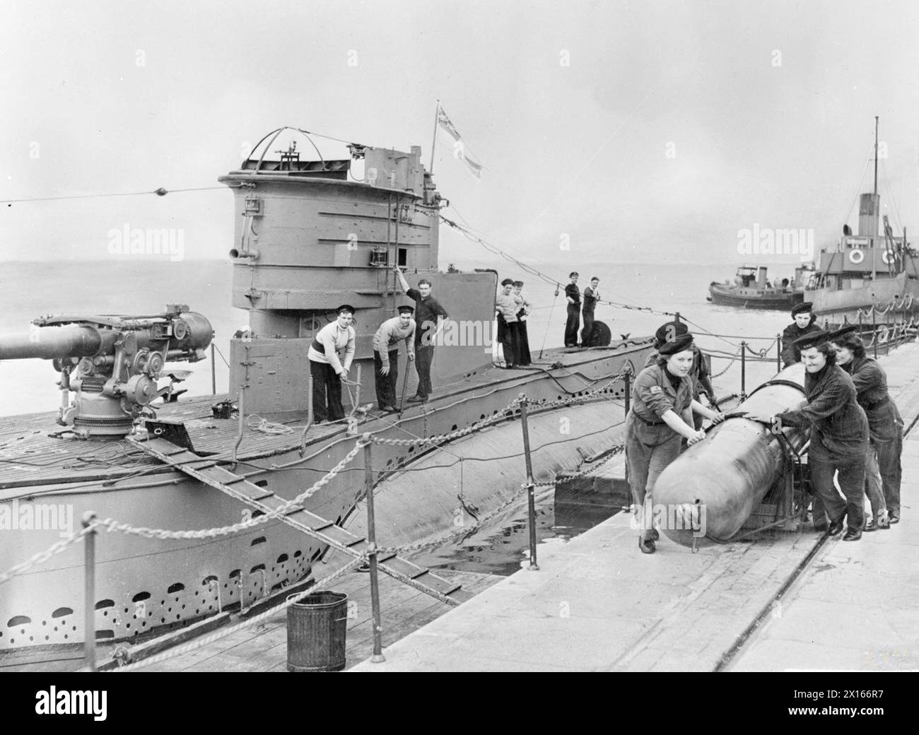 On 29 September 1943 in Portsmouth, Wrens perform torpedo maintenance ...