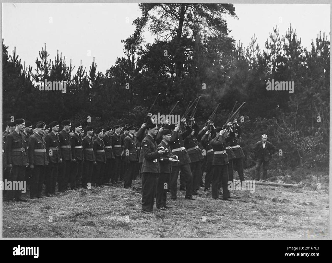 FUNERAL OF LORD AUCKLAND : PILOT PEER - The firing party at the ...