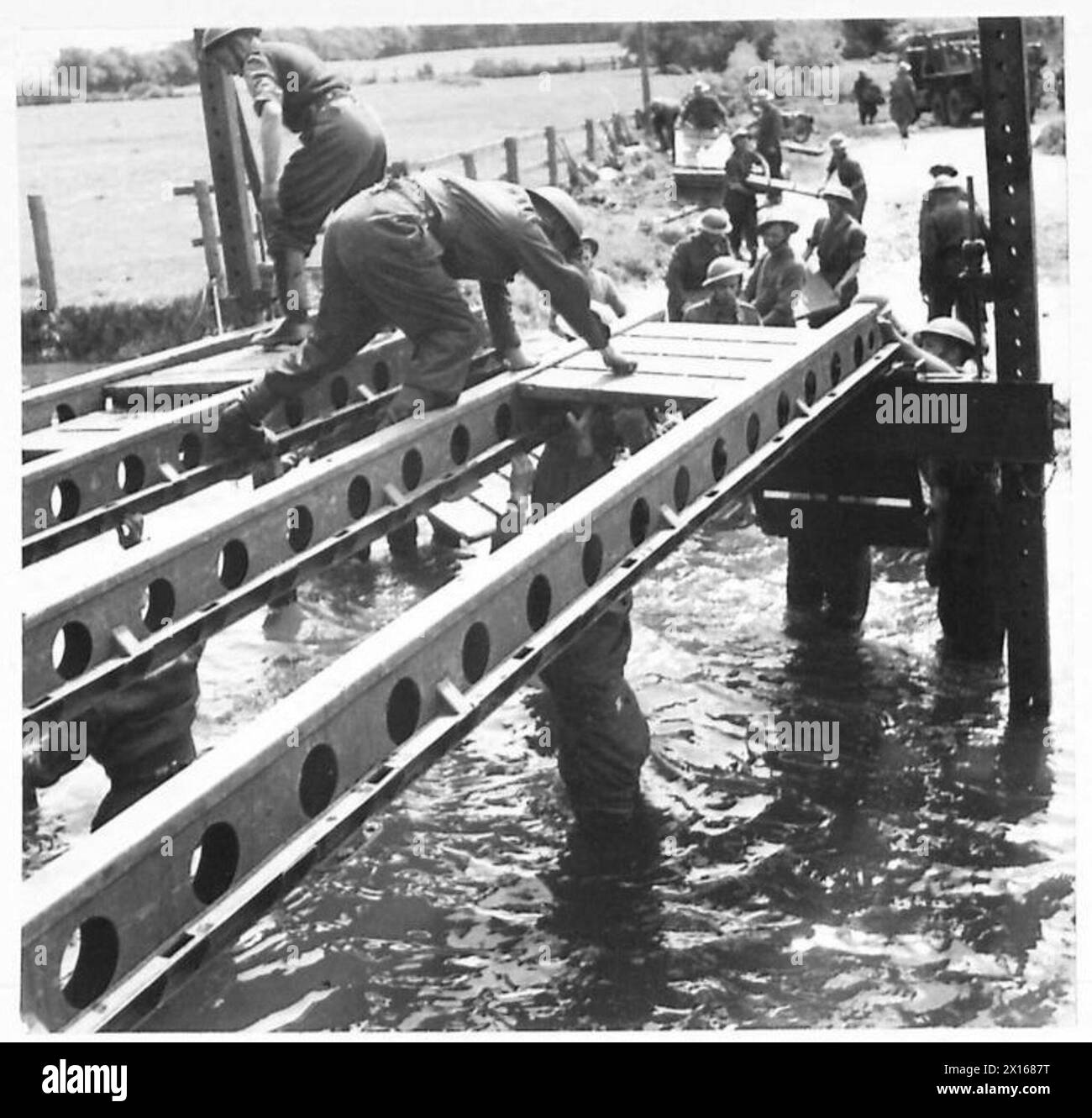 SCOTTISH WAR CORRESPONDENTS VISIT SCOTTISH TROOPS - Royal Engineers ...