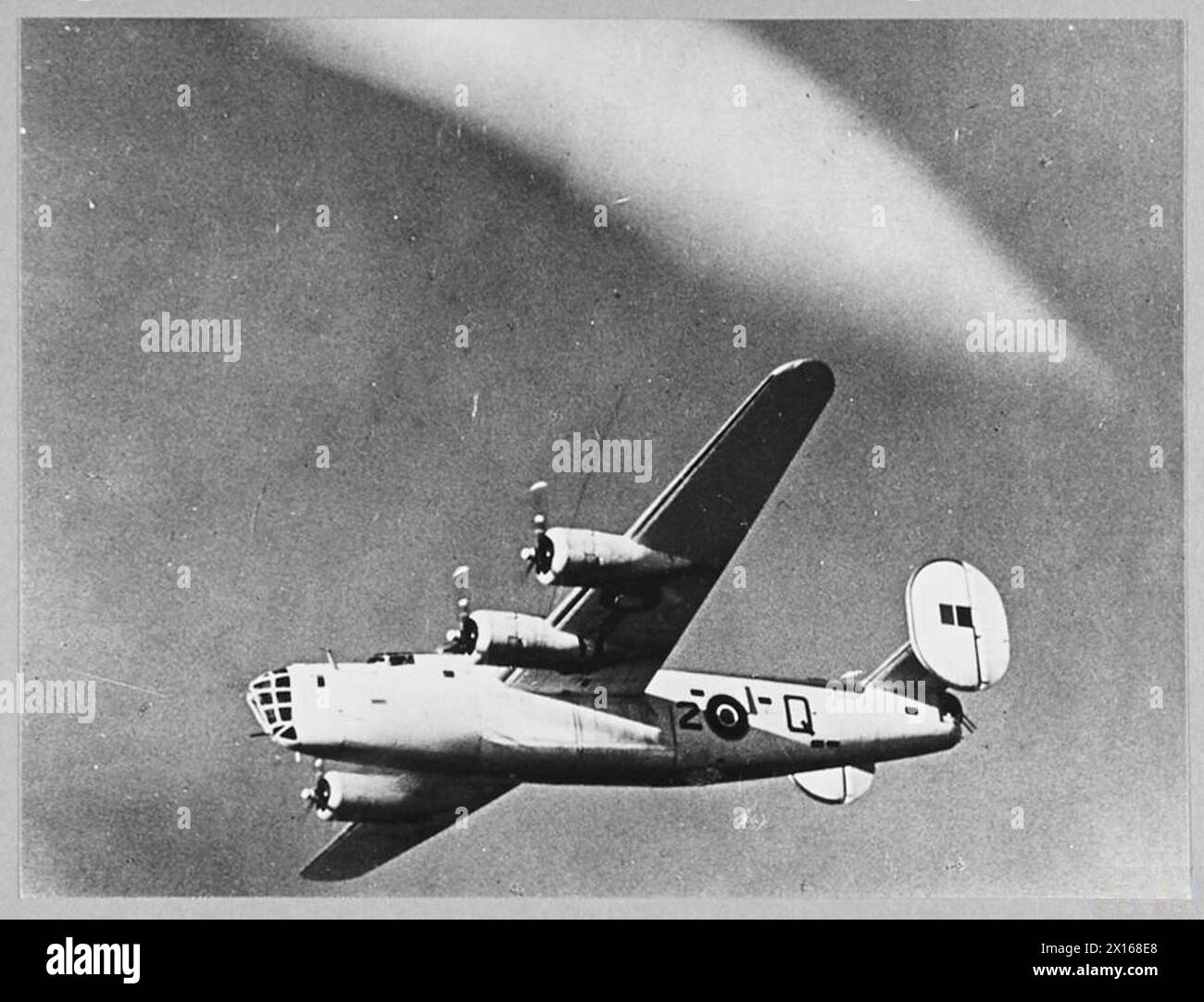 LONG RANGE LIBERATORS AND SUNDERLANDS OF COASTALCOMMAND. - 11797 ...