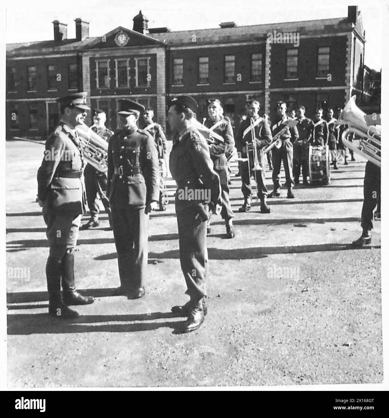 Lieutenant General Nye visits his former regiment and inspects the Band ...