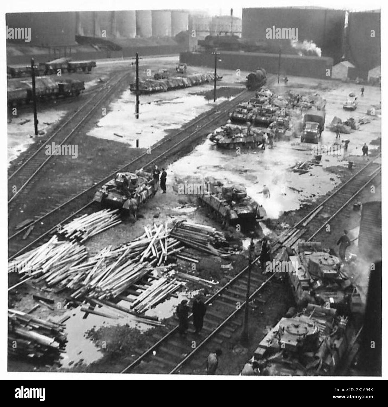 Load shipment Black and White Stock Photos & Images - Alamy