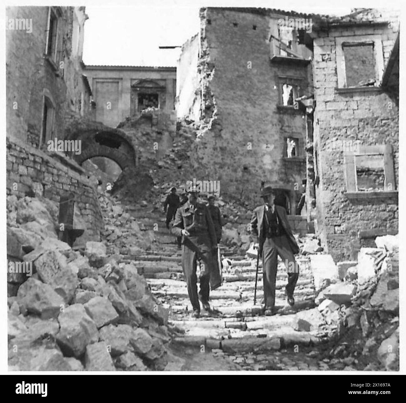 THE BRITISH ARMY IN NORTH AFRICA, SICILY, ITALY, THE BALKANS AND ...