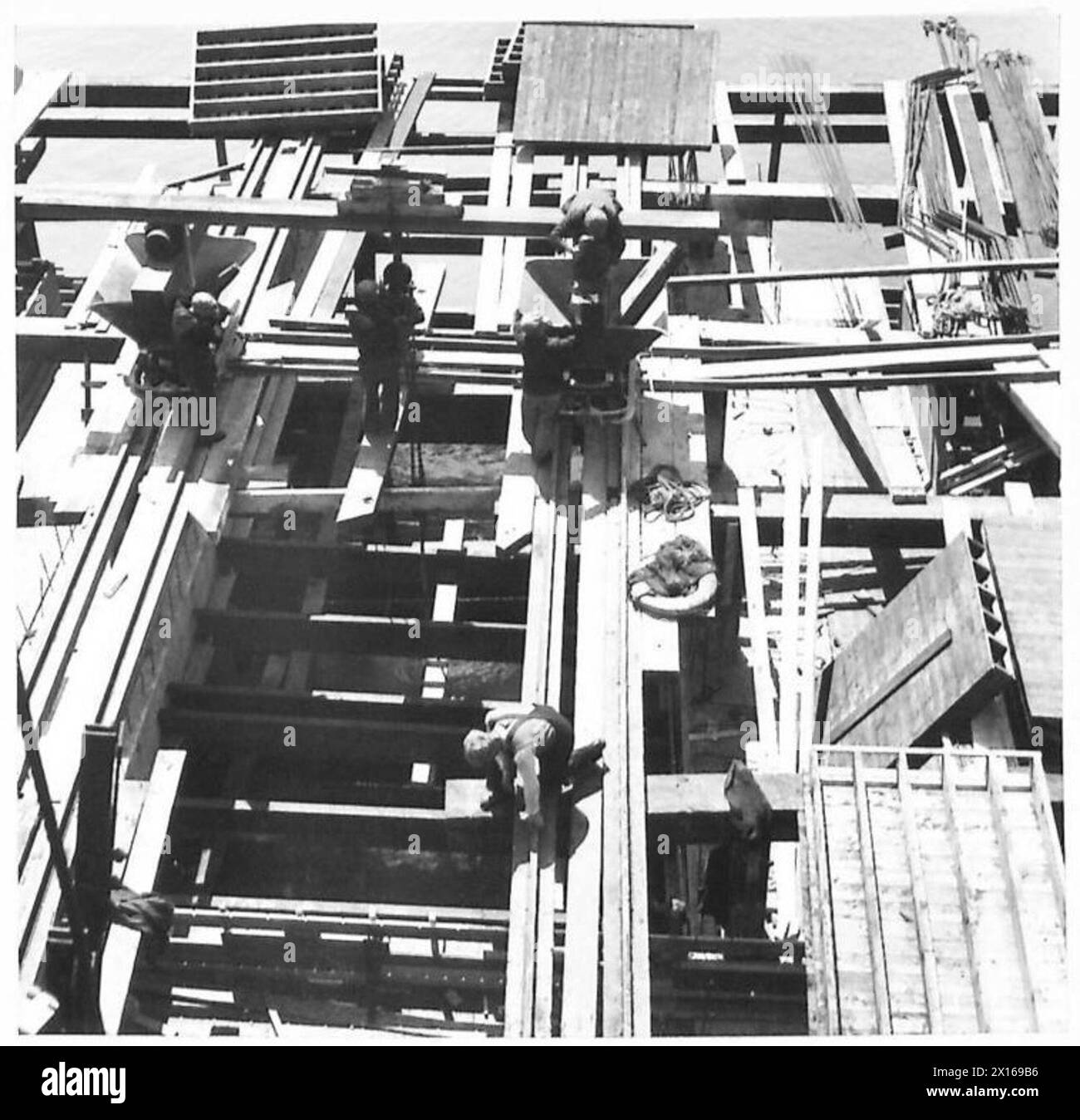 Scaffold deck Cut Out Stock Images & Pictures - Alamy