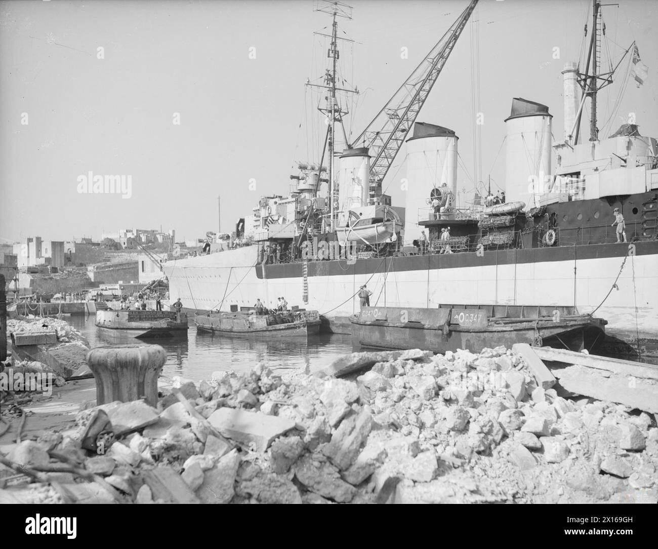 BRITISH CRUISER DELIVERS ANTI AIRCRAFT AMMUNITION TO MALTA. 10 MAY 1942 ...