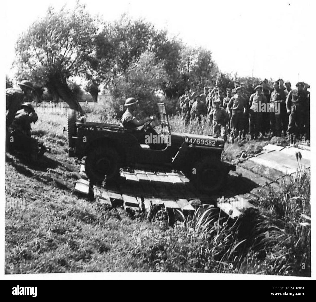 British army jeep crosses Cut Out Stock Images & Pictures - Alamy