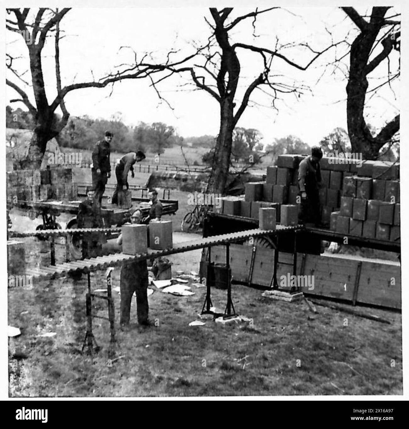 Loading method hi-res stock photography and images - Alamy