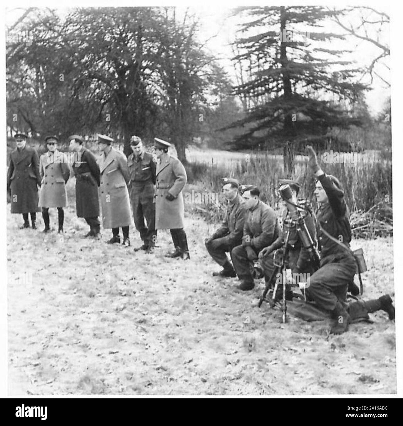 THE COMMANDER-IN-CHIEF HOME FORCES VISITS SOUTH EASTERN ARMY UNITS - A ...