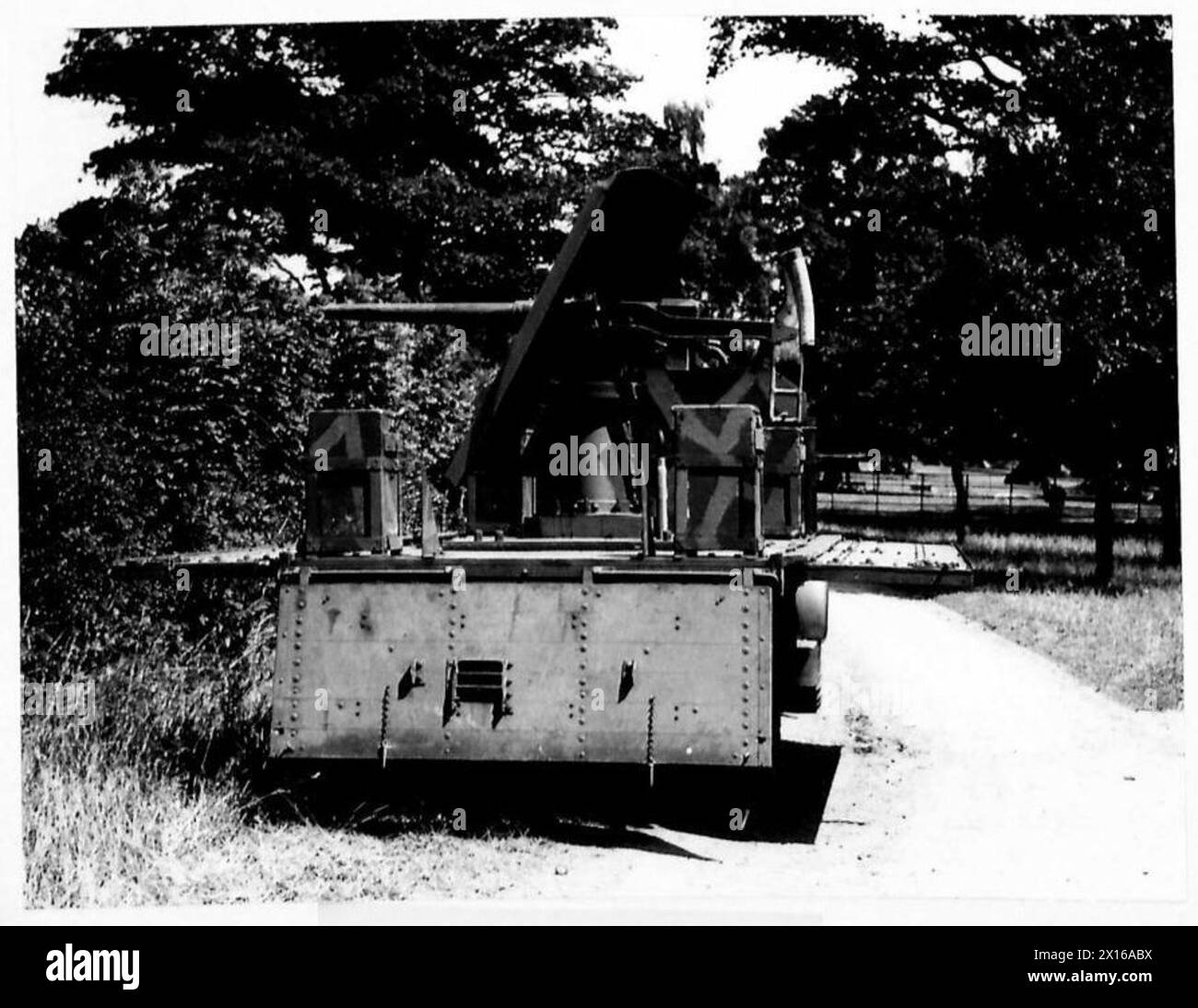 2 pounder Black and White Stock Photos & Images - Alamy