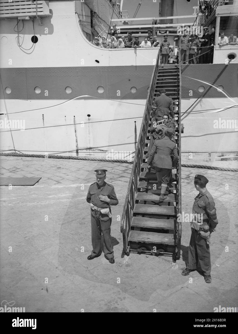British prisoners war shown hi-res stock photography and images - Alamy