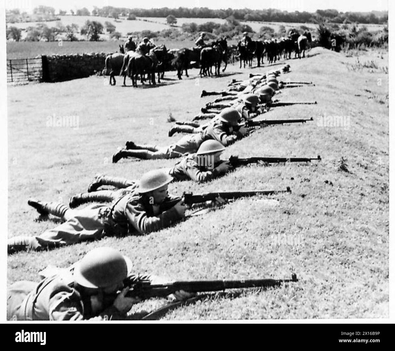 Home guard rifle practice hi-res stock photography and images - Alamy