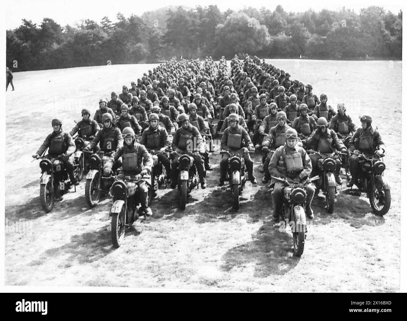 BRITAIN S MOTOR CYCLE ARMY - A mass of motor cyclists ready to start ...