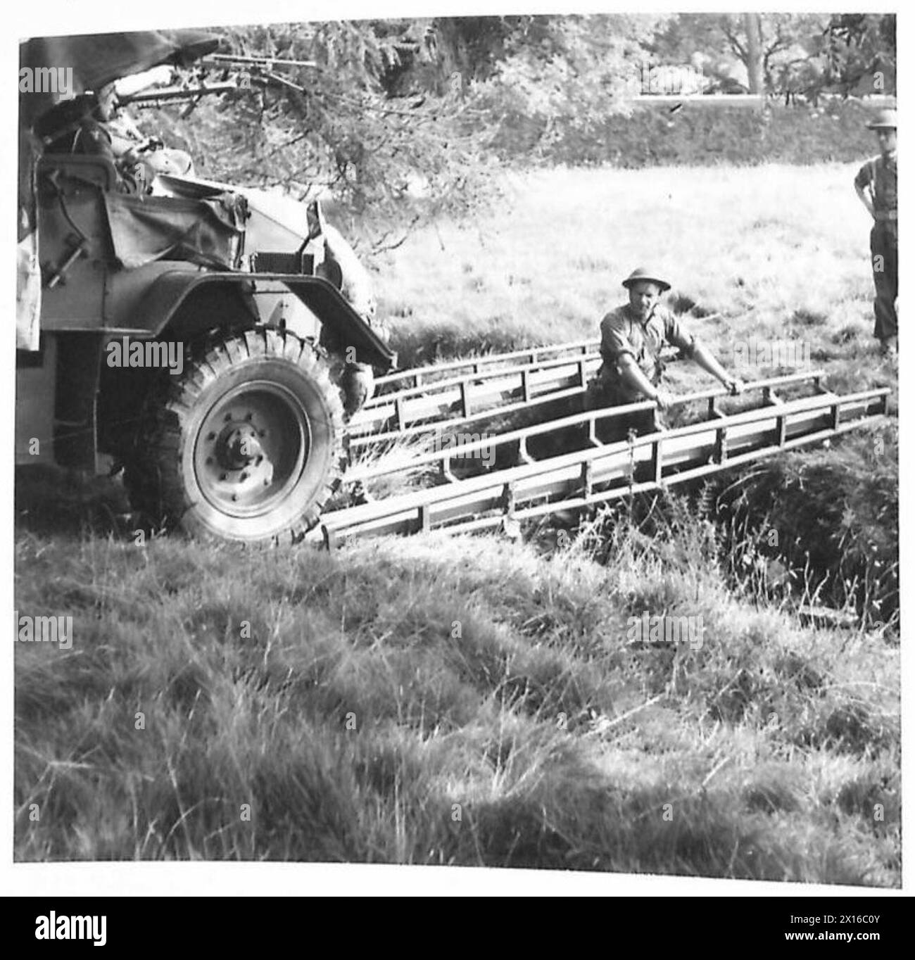 Portable bridges hi-res stock photography and images - Alamy