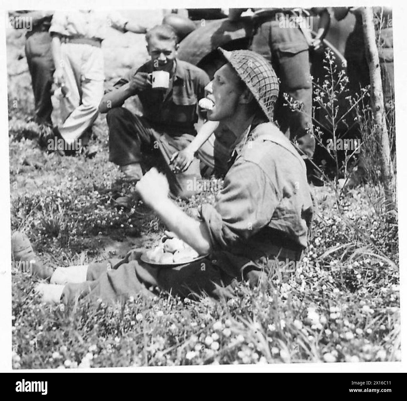 FIFTH ARMY : ANZIO BRIDGEHEAD BRIDGEHEAD CANTEENS - L/Cpl. W. Watson of ...