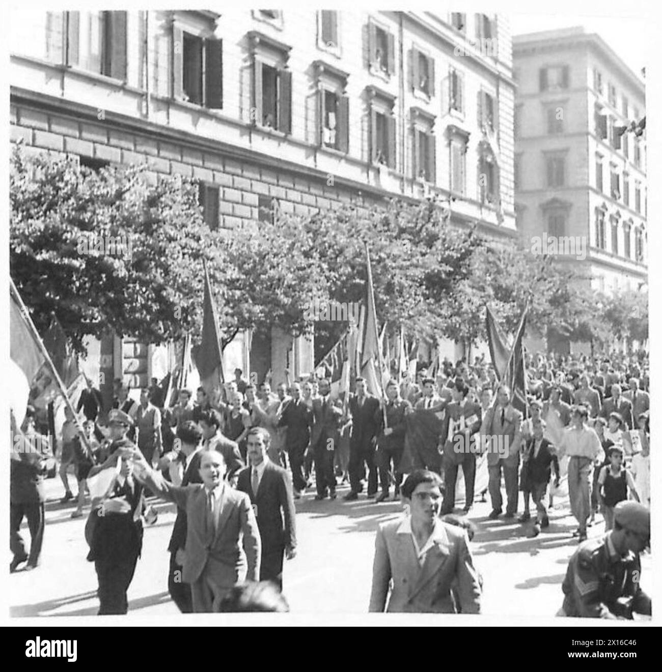 Liberation of rome Black and White Stock Photos & Images - Alamy