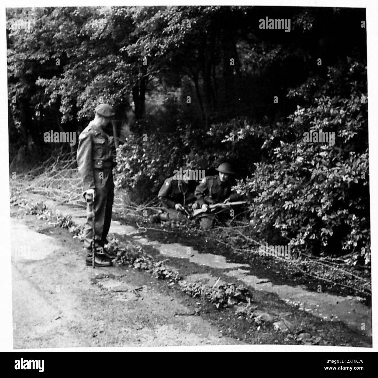 LIEUTENANT GENERAL SCHREIBER VISITS KENT HOME GUARD - Lieutenant ...