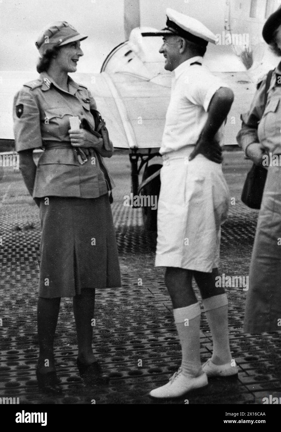 LADY LOUIS MOUNTBATTEN AT ROYAL NAVAL AIR STATION IN COLOMBO. MARCH ...