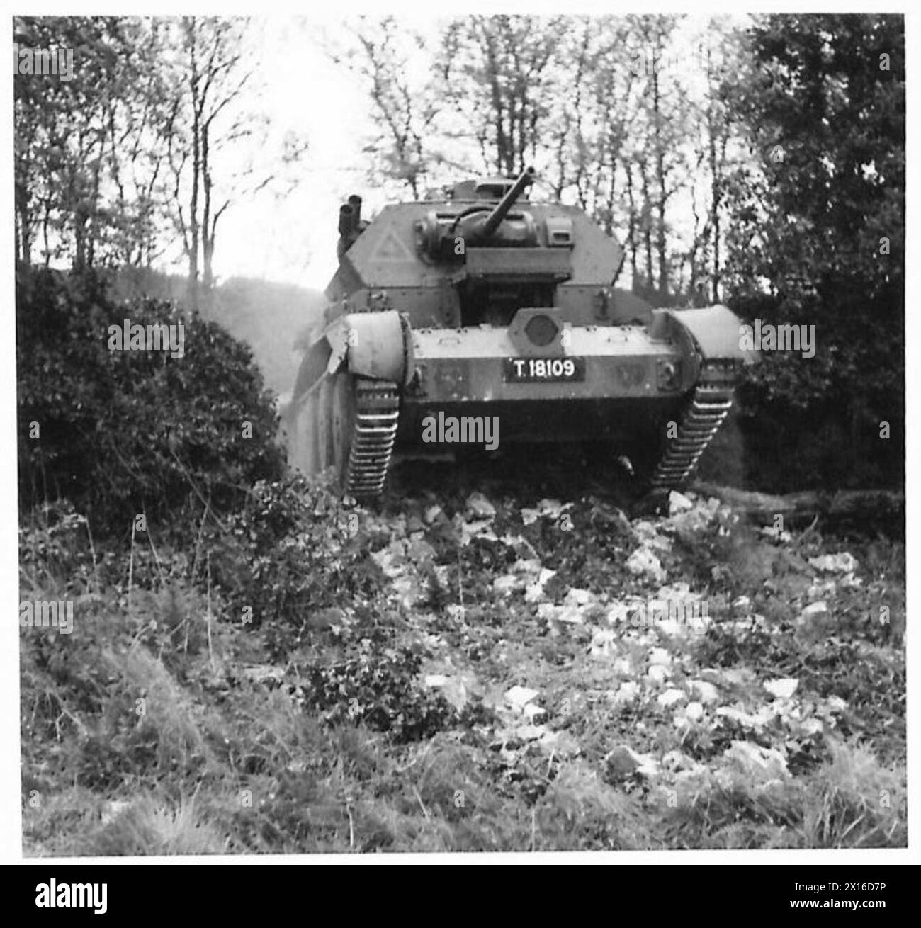 TANKS IN ACTION - Cruiser tanks smashing through walls and hedges ...