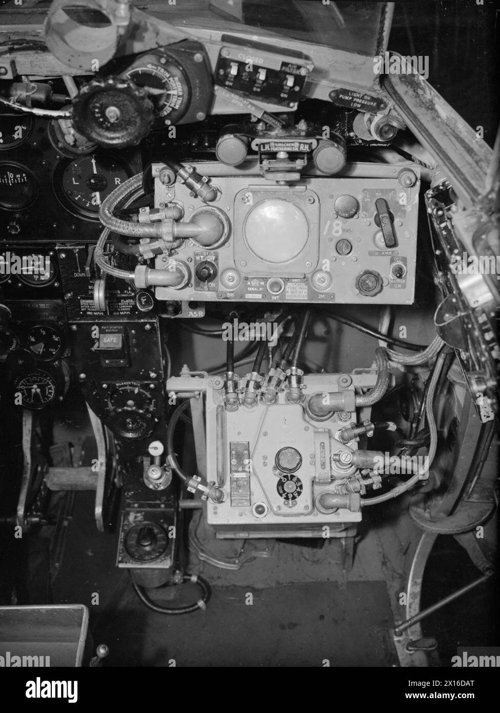 ROYAL AIR FORCE RADAR, 1939-1945. - Airborne Interception Radar: AI ...