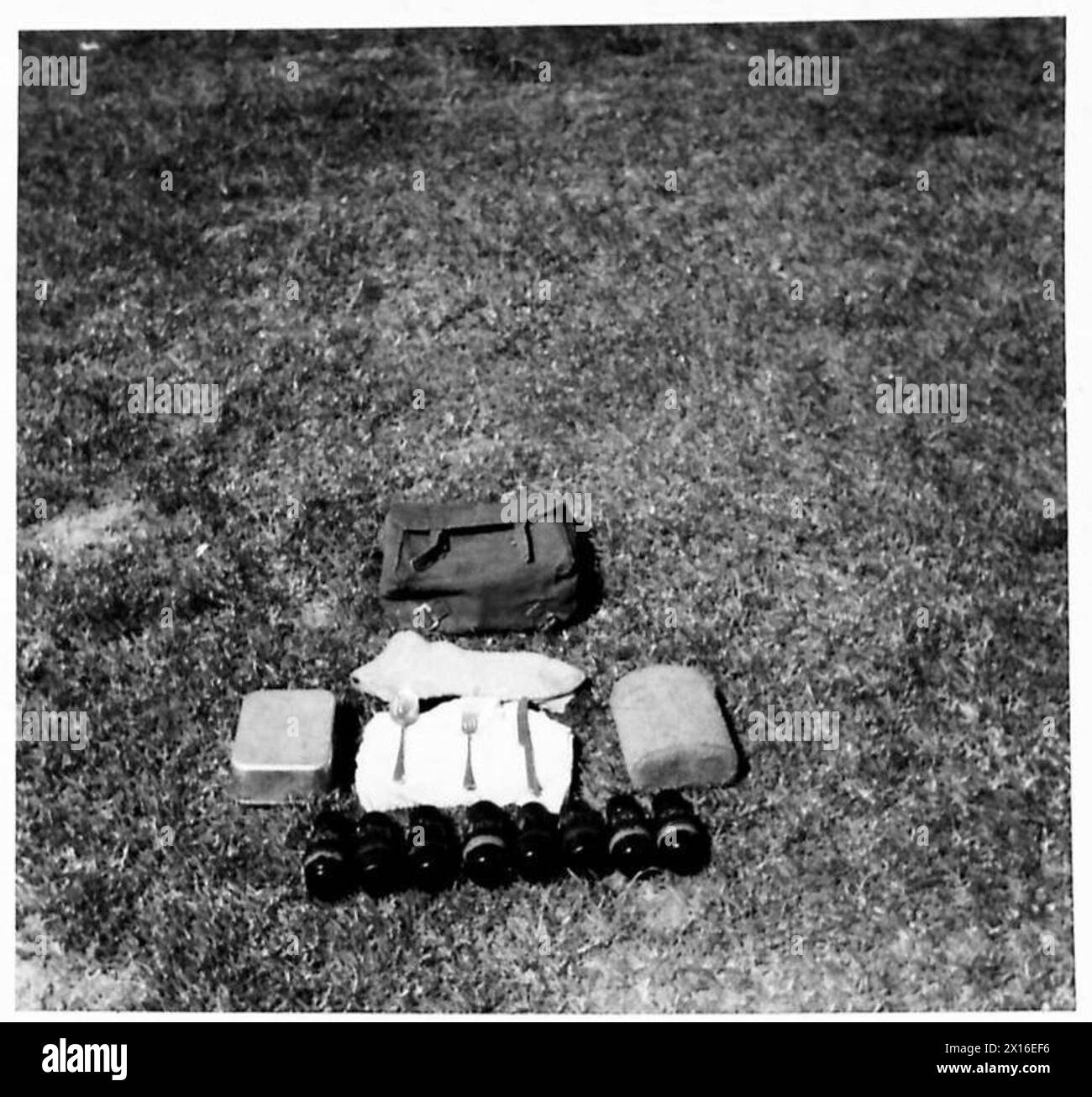 A NEW FIGHTING ORDER - Normal contents (i.e. mess tin, water bottle ...