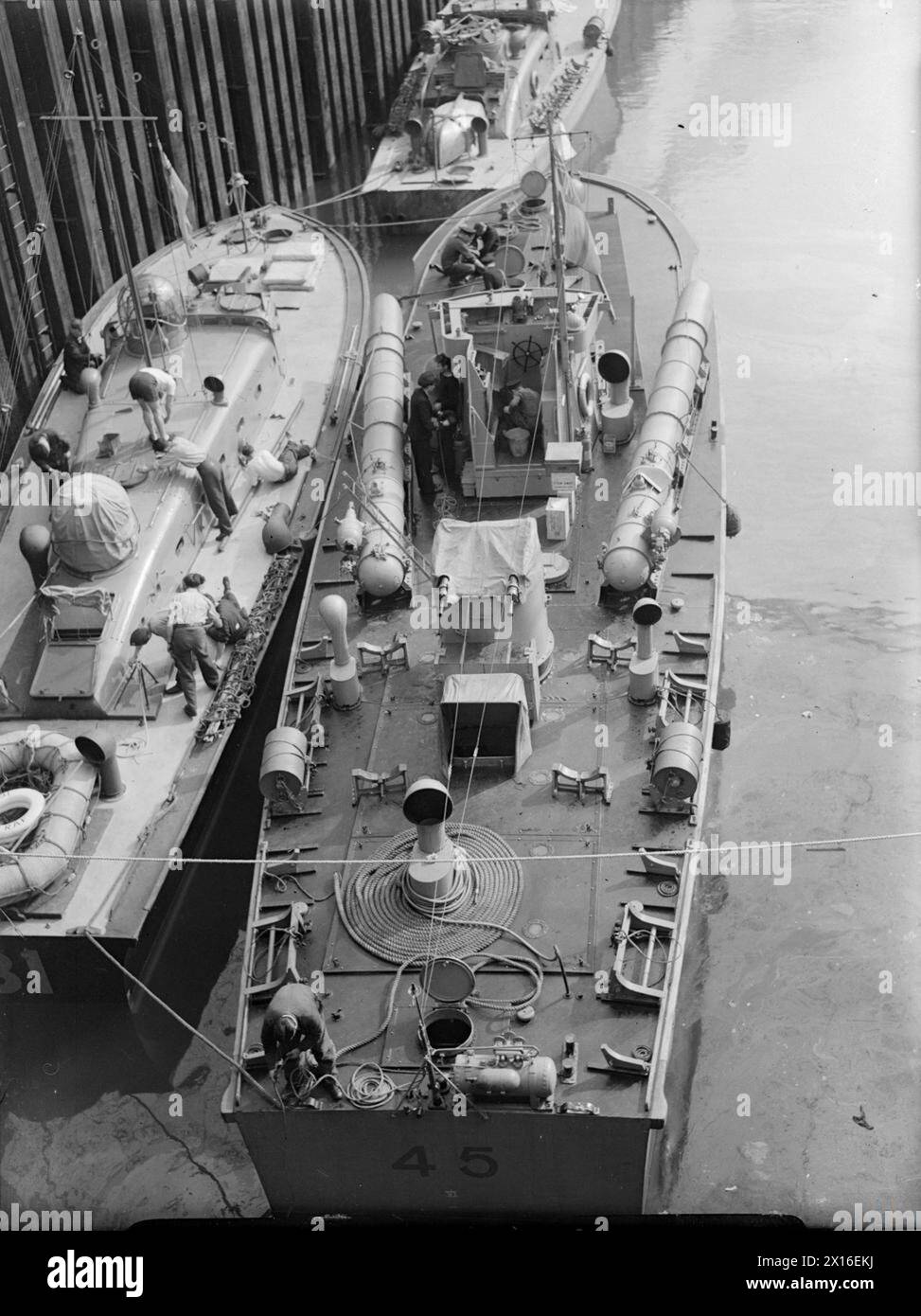 THE ROYAL NAVY DURING THE SECOND WORLD WAR - An Air Sea Rescue launch ...