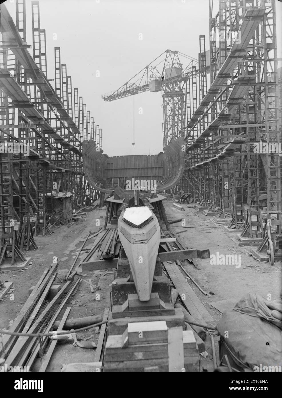 MEN AND WOMEN BEHIND BRITAIN'S SHIPS. MAY 1945, YARROW'S NAVAL SHIPYARD ...