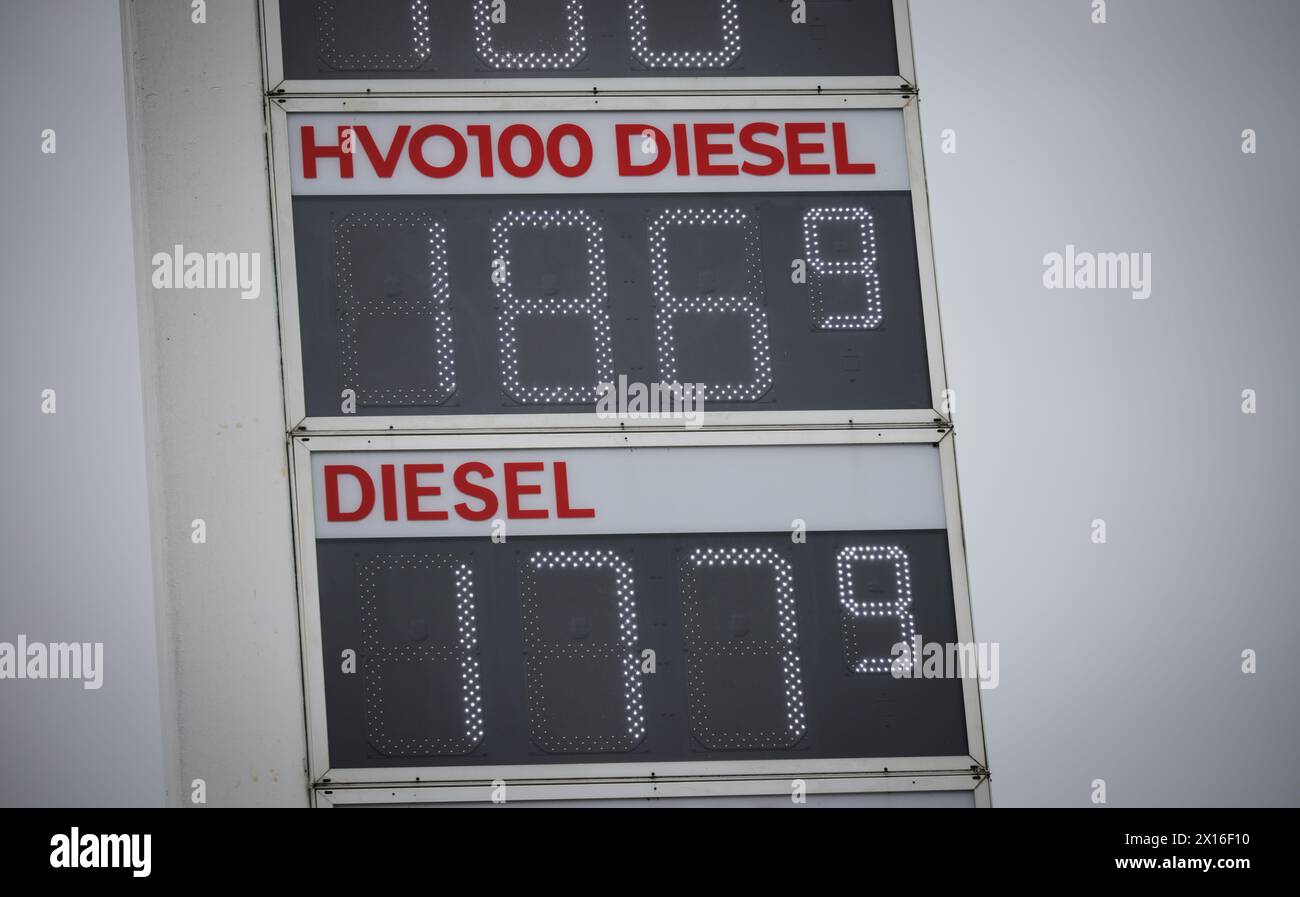 Oil hvo hi-res stock photography and images - Alamy