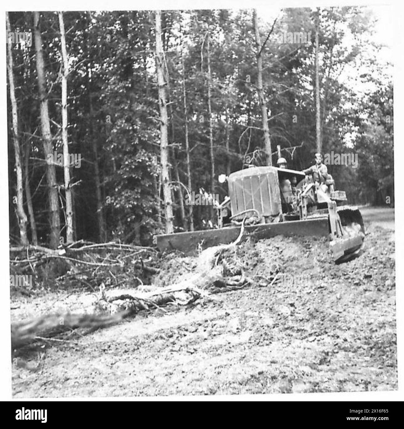 Army bulldozer Cut Out Stock Images & Pictures - Alamy