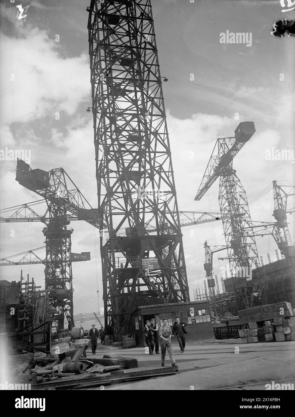 Imposing array hi-res stock photography and images - Alamy