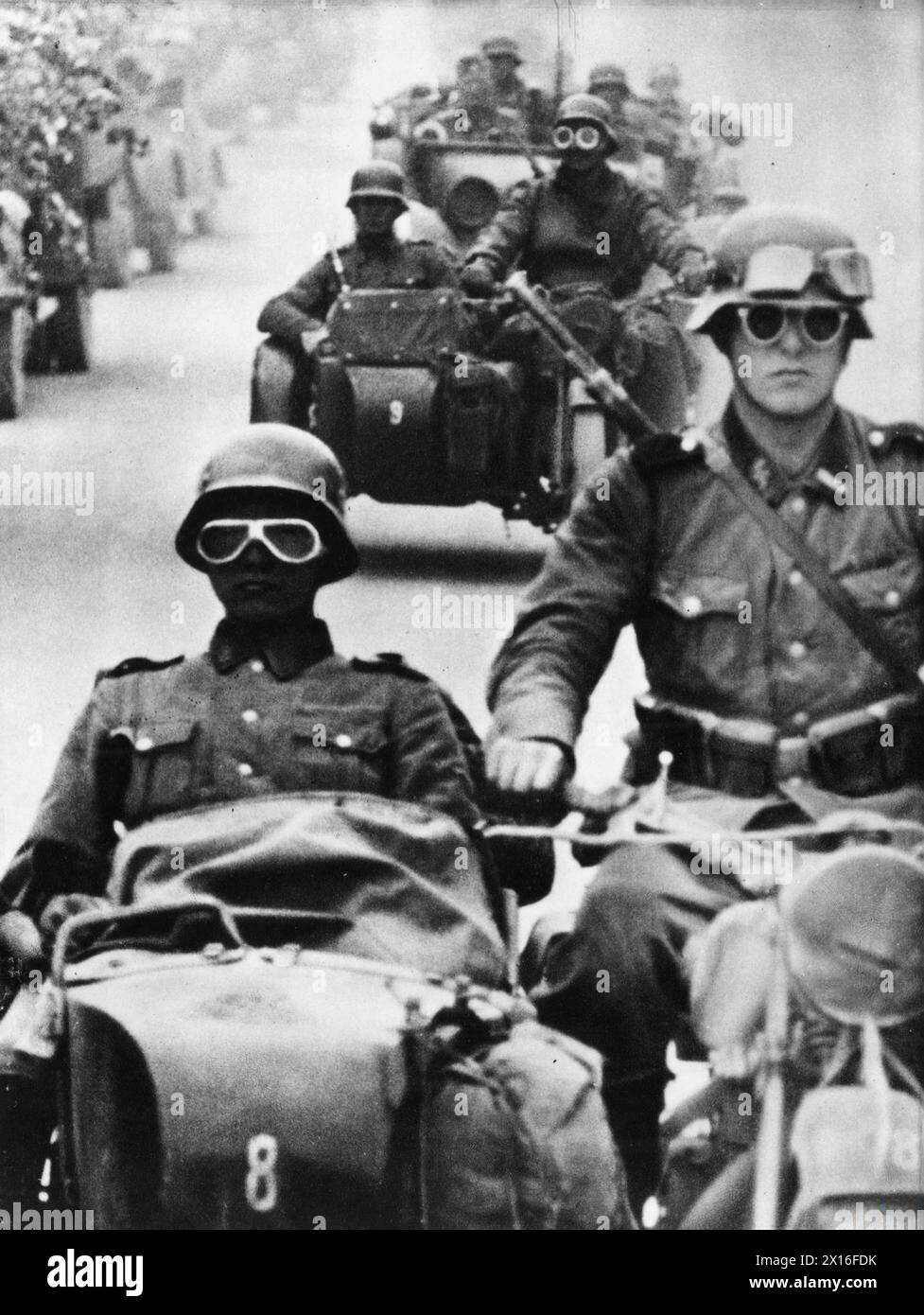 Waffen ss troops hi-res stock photography and images - Alamy
