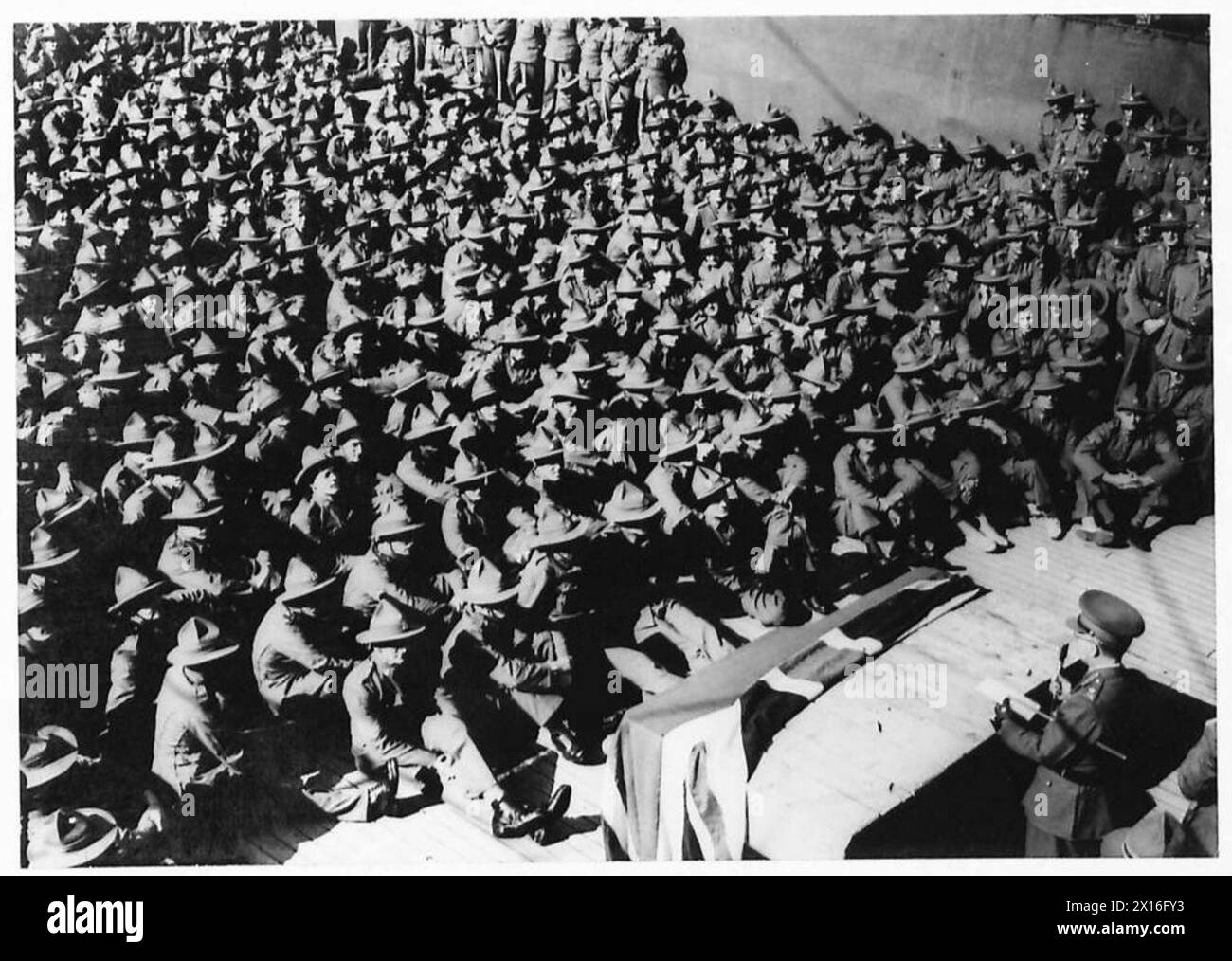 New Zealand troops of the 2nd Expeditionary Force are on board a troopship in the Clyde ...