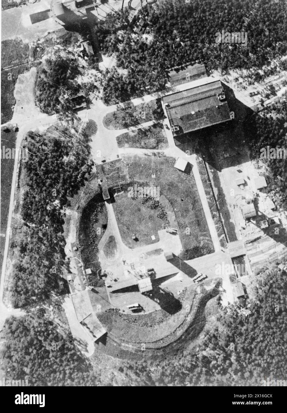 ROYAL AIR FORCE: OPERATIONS BY THE PHOTOGRAPHIC RECONNAISSANCE UNITS ...