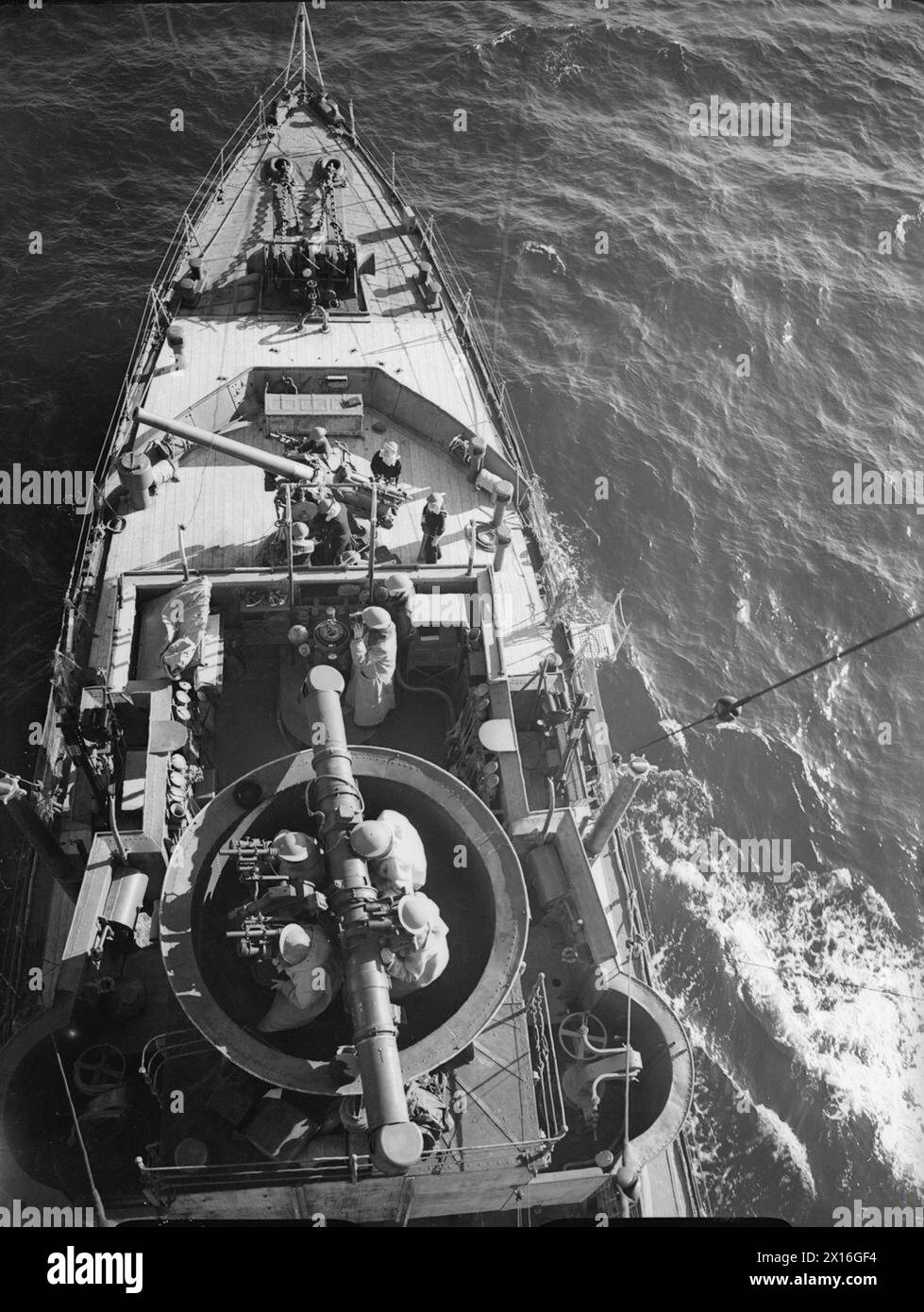 SCENES ON BOARD A MINESWEEPER. 1940, ON BOARD HMS HAZARD. - Birdseye ...