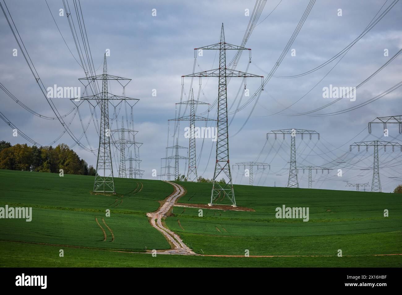 Limbach Oberfrohna, Germany. 15th Apr, 2024. Several 110 KV high ...