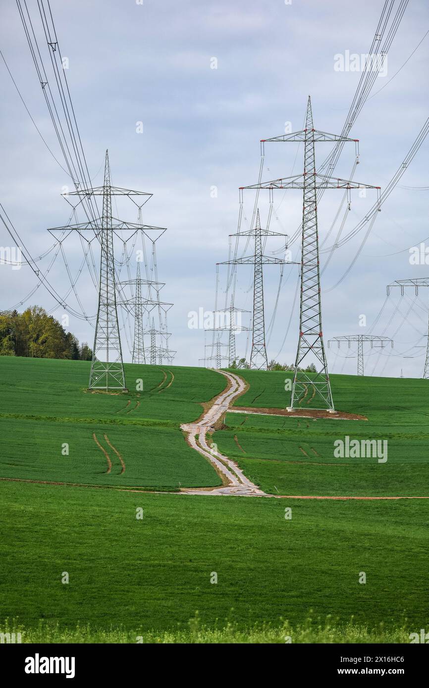 Limbach Oberfrohna, Germany. 15th Apr, 2024. Several 110 KV high ...