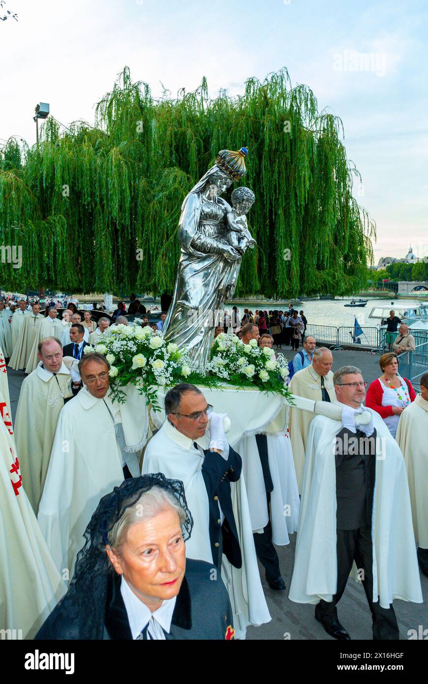 Paris, France, Crowd People, Marching, Catholic Holiday Tradition ...