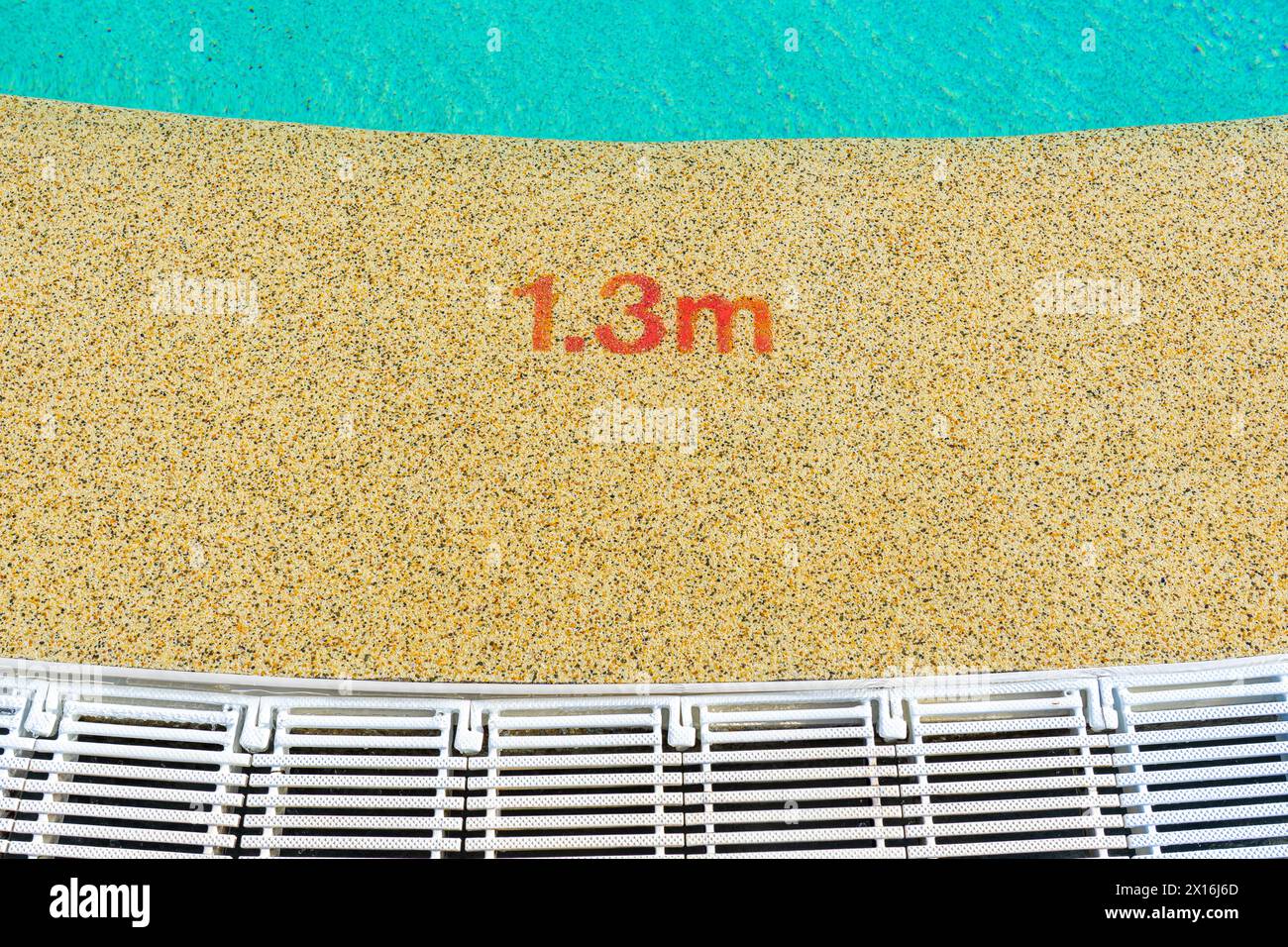 Depth of 3 meters hi-res stock photography and images - Alamy