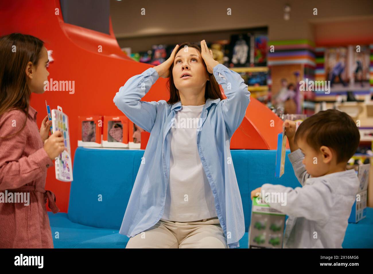 Child asking for toy store hi-res stock photography and images - Alamy