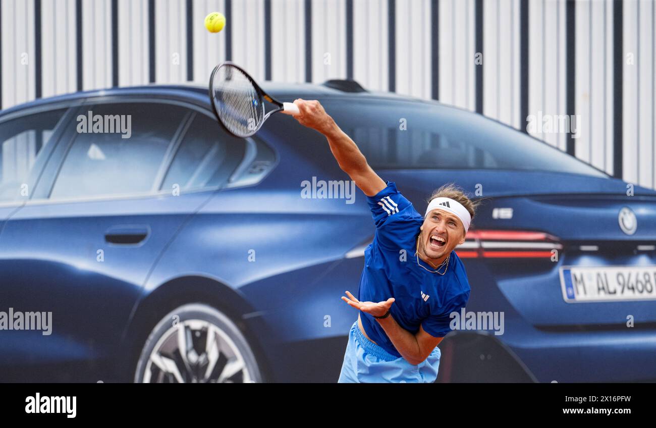 Munich, Germany. 15th Apr, 2024. Tennis: ATP Tour - Munich. Alexander Zverev from Germany trains ...