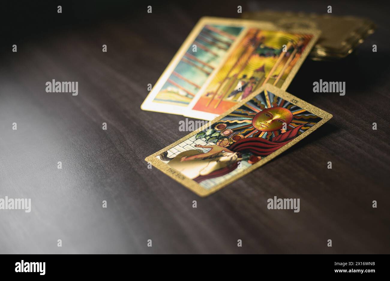 Deck tarot cards on table hi-res stock photography and images - Alamy