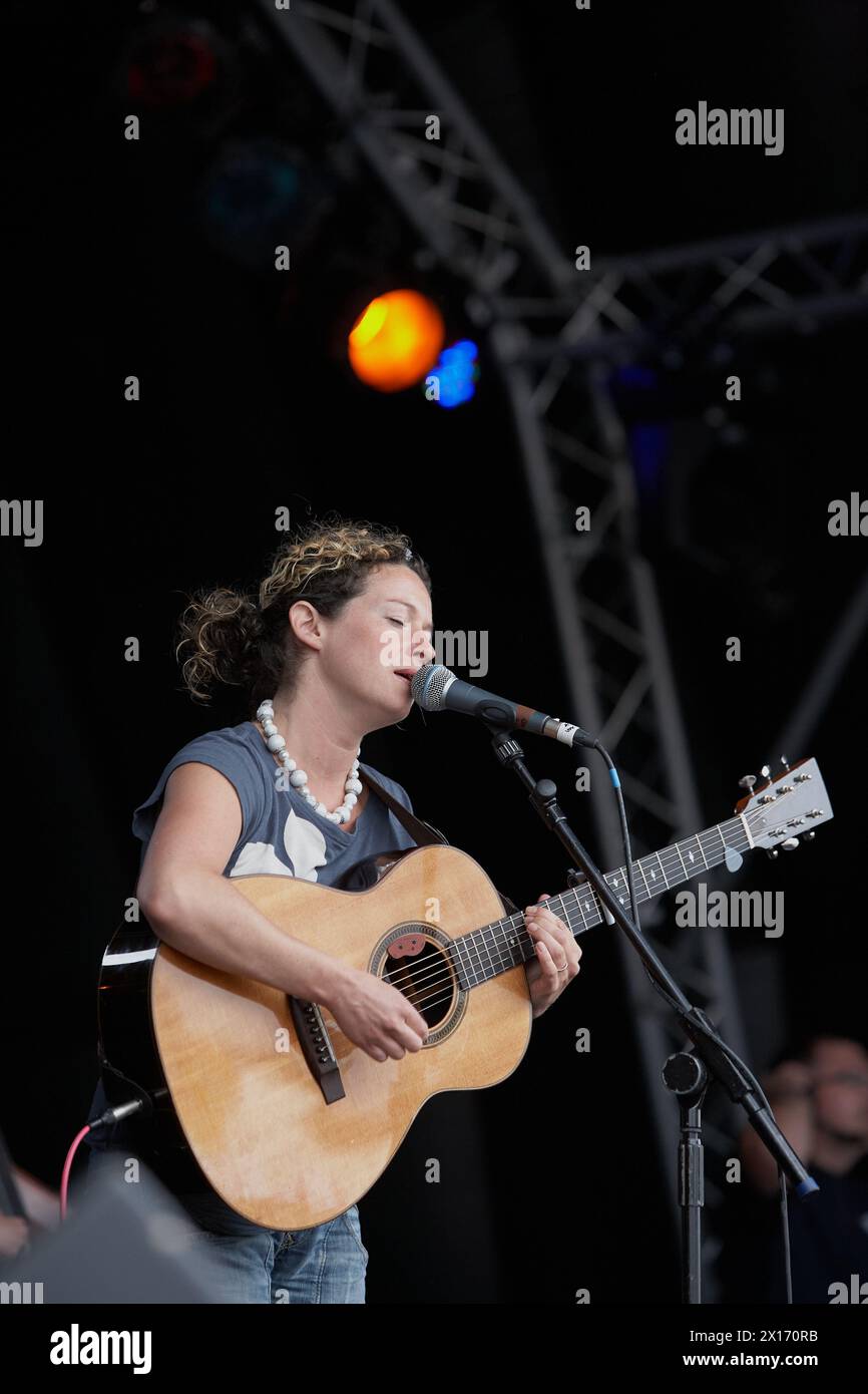 Kate young band hi-res stock photography and images - Alamy