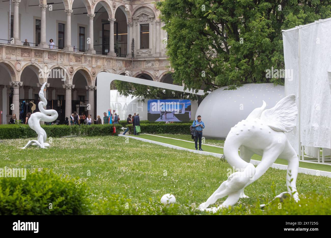 Milano, Italia. 15th Apr, 2024. Installazione alla Statale al ...