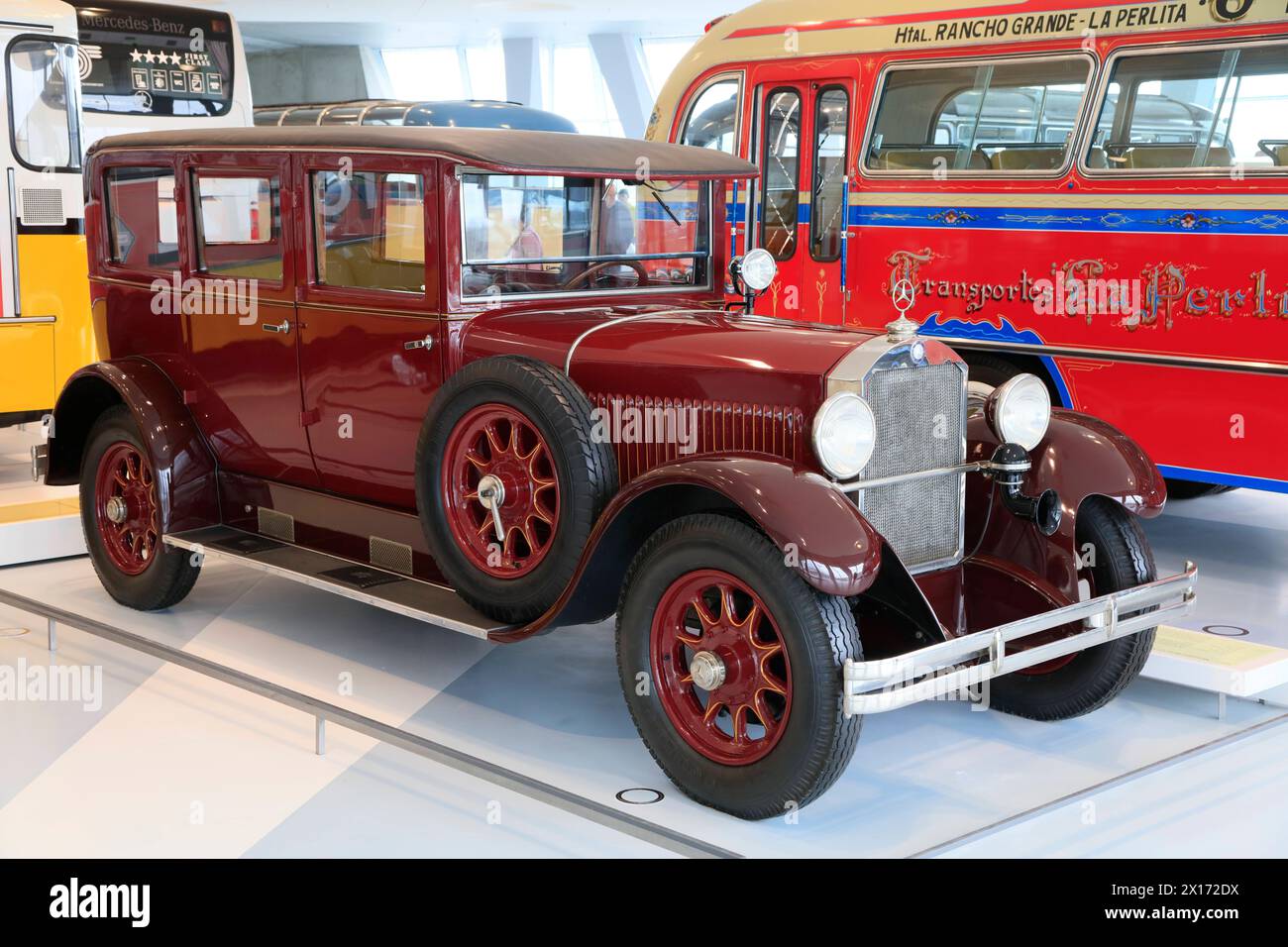Mercedes-Benz 12/55 PS Pullman-Limousine von 1926, Mercedes-Benz Museum ...