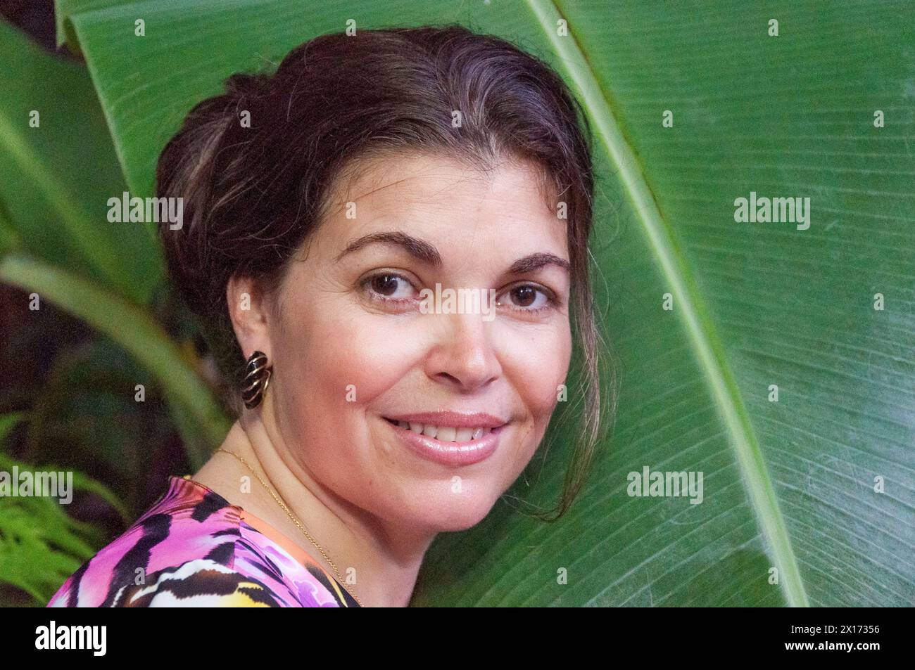 Happy cuban people hi-res stock photography and images - Alamy