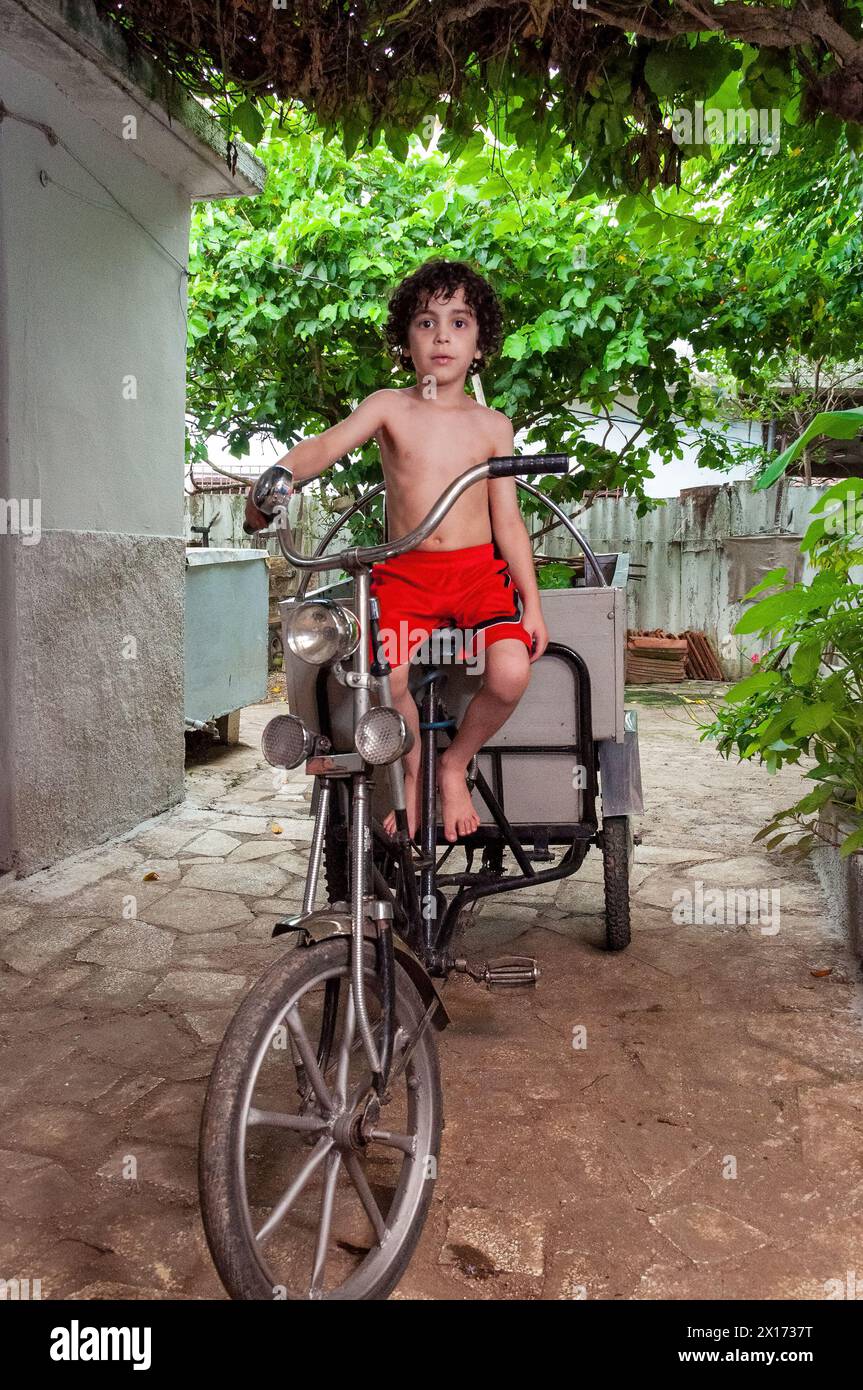 Portrait of real Cuban people Stock Photo - Alamy